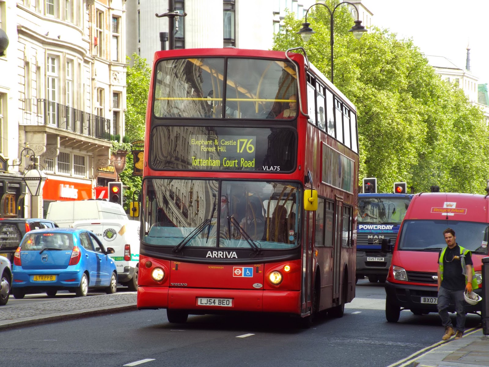 The London Bus Blog: London Bus Routes 100 - 199
