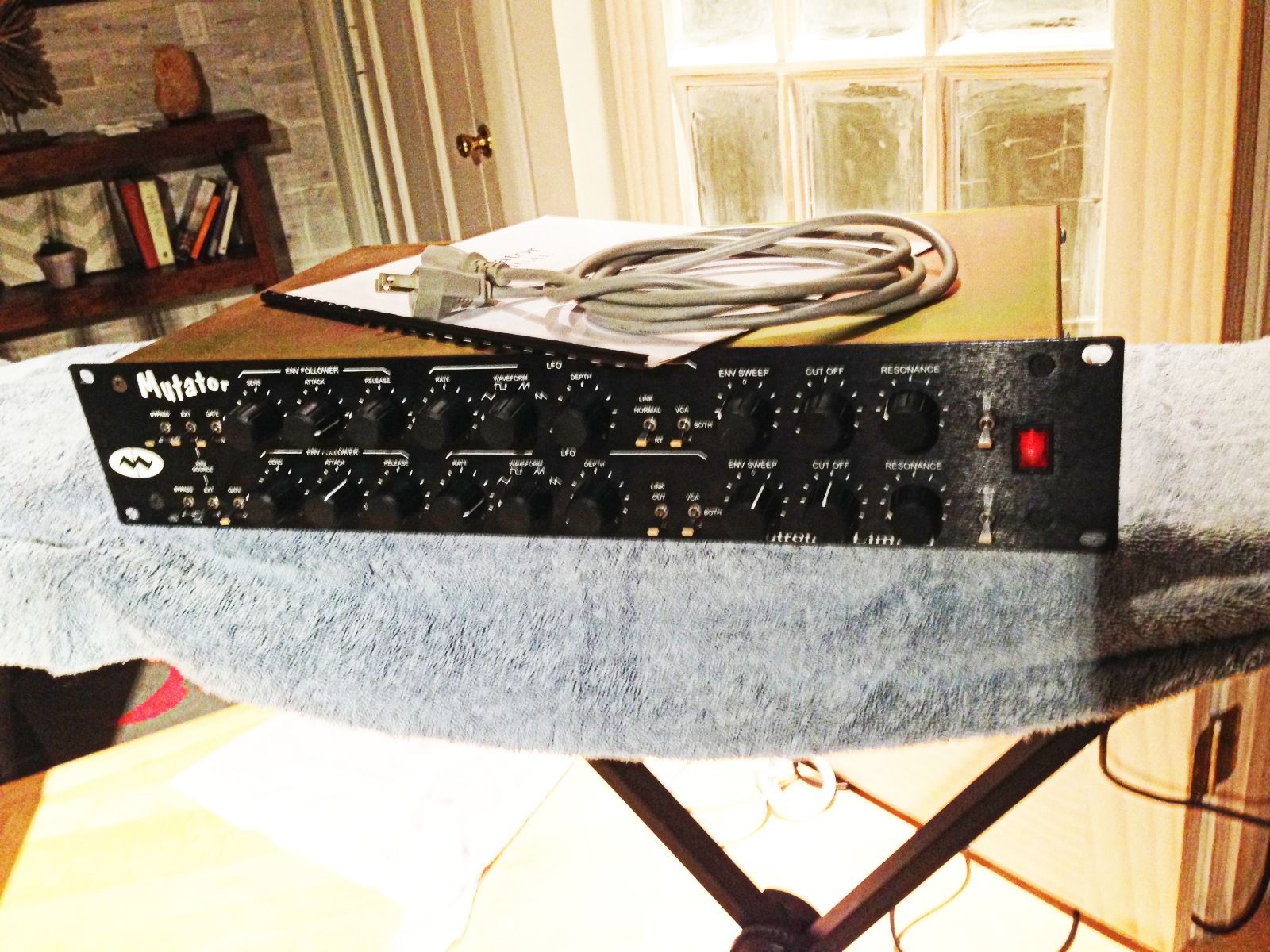 MATRIXSYNTH: MUTRONICS MUTATOR SN MU936M