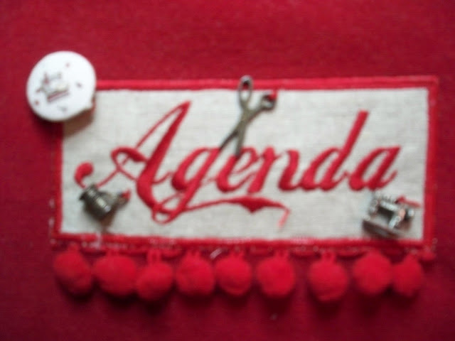 Entre agujas y canillas. La mar de bordados.: AGENDA CERRADA POR ...