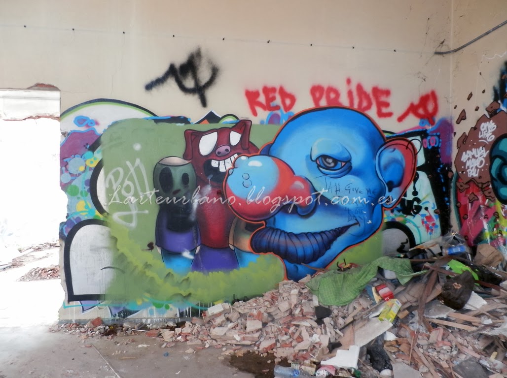 @streetartJO53: Graffitis por el Barrio del Camí de Vera