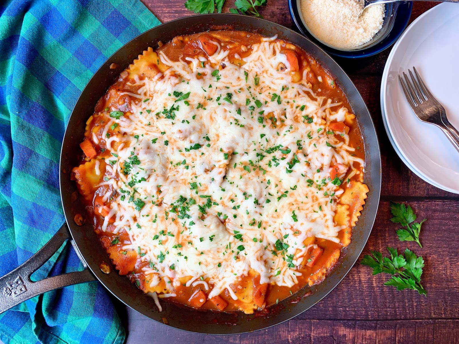 One Pot Cheesy, Saucy Ravioli