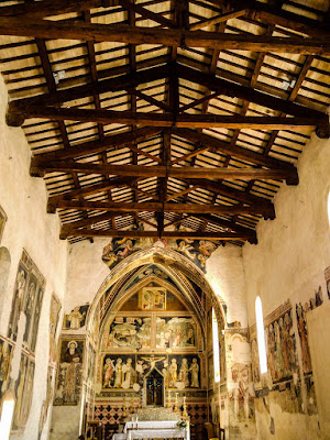 L'EDIFICIO: LE STRUTTURE PORTANTI