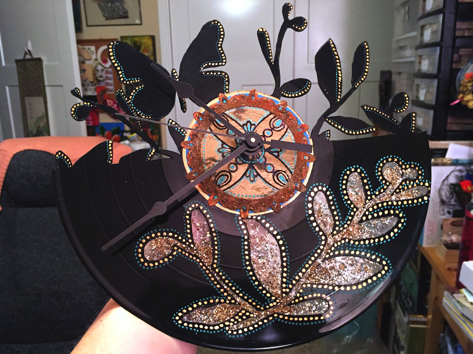 StencilGirl Talk: Gwen's Gems: Use Stencils and a Vinyl Record to Make ...