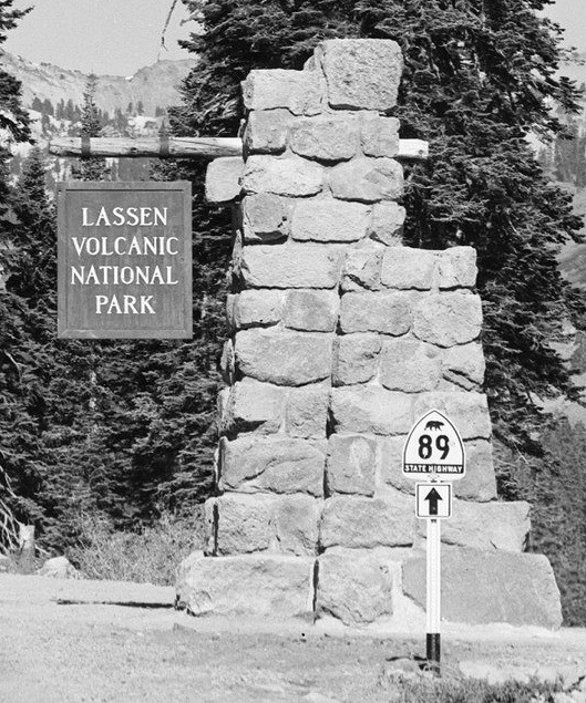 California's Rogue Sign State Route Shields