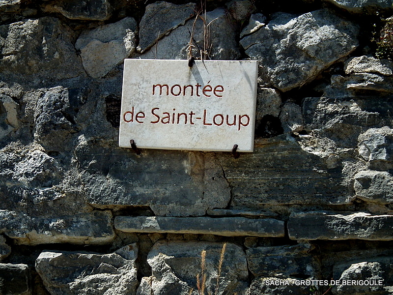 Un jour....Une photo !: Les grottes de Bérigoule " ou le massacre de ...