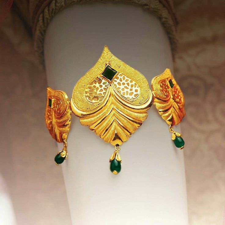 Golden armlet designs