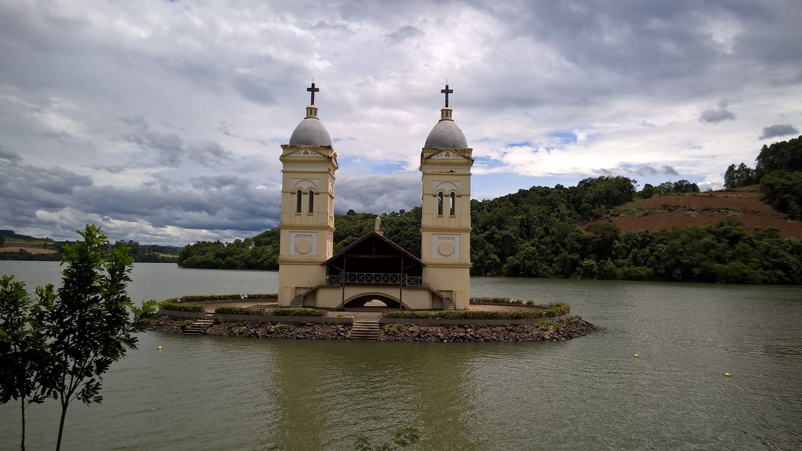 A cidade inundada e reconstruída: Itá - SC