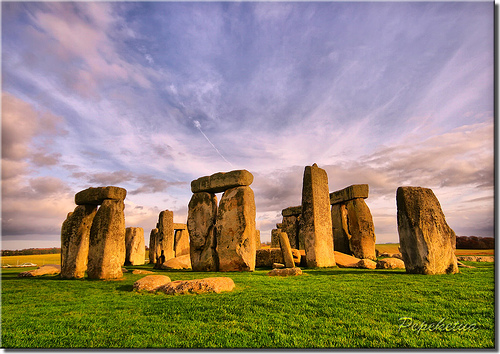 A HISTORY OF BRITAIN: A HISTORY OF BRITAIN I 4500 B.C. - 1154 A.D.