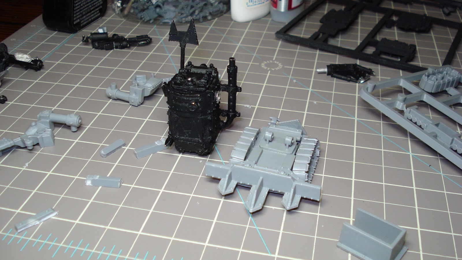 BDS 40K: 2100 Orks Project: Killa Kann WIP
