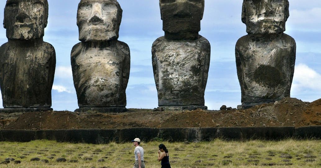 POESÍA PALMERIANA: Hubo dos razas en la Isla de Pascua: los Hanau ...