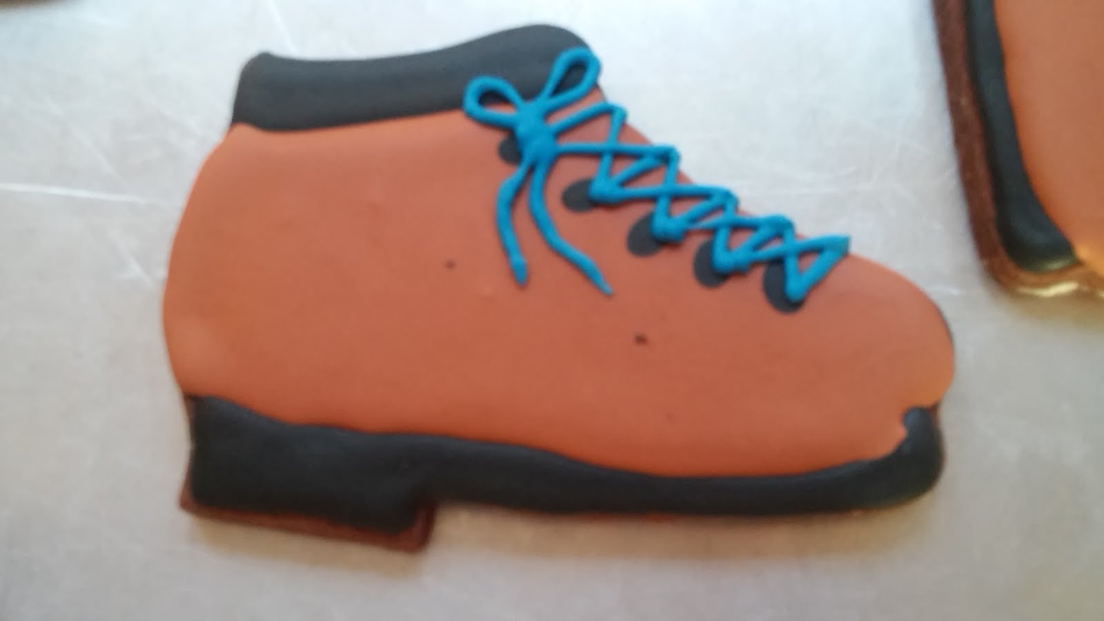 CJ's Kitchen: Tutorial: Hiking Boot Cookies