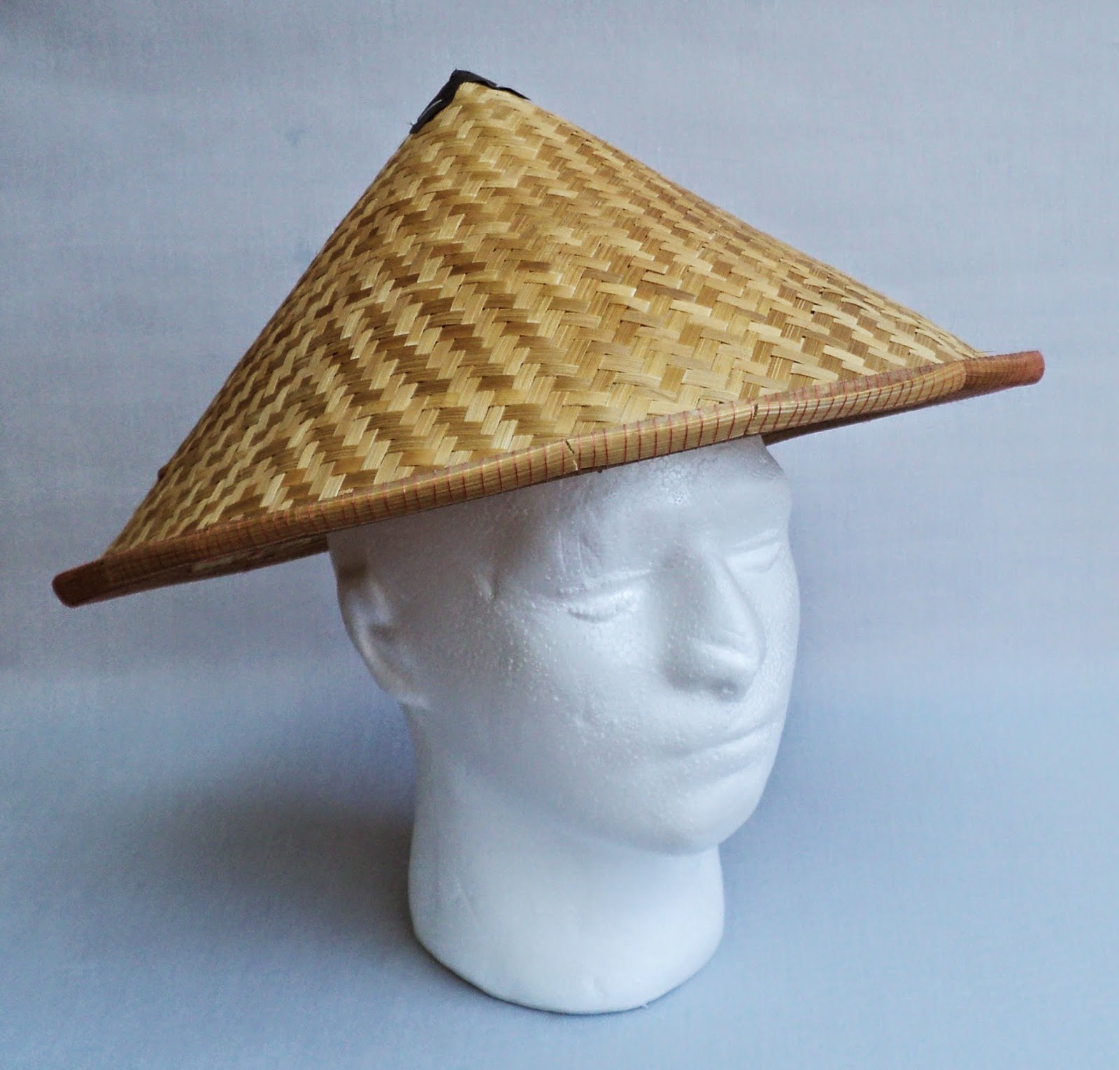 Kerajinan Tangan - Rotan Khas Lombok - Lombok Otentik