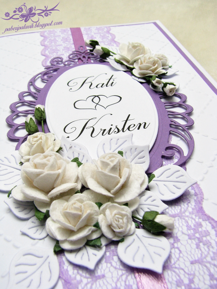 Paberipalavik: Valged roosid