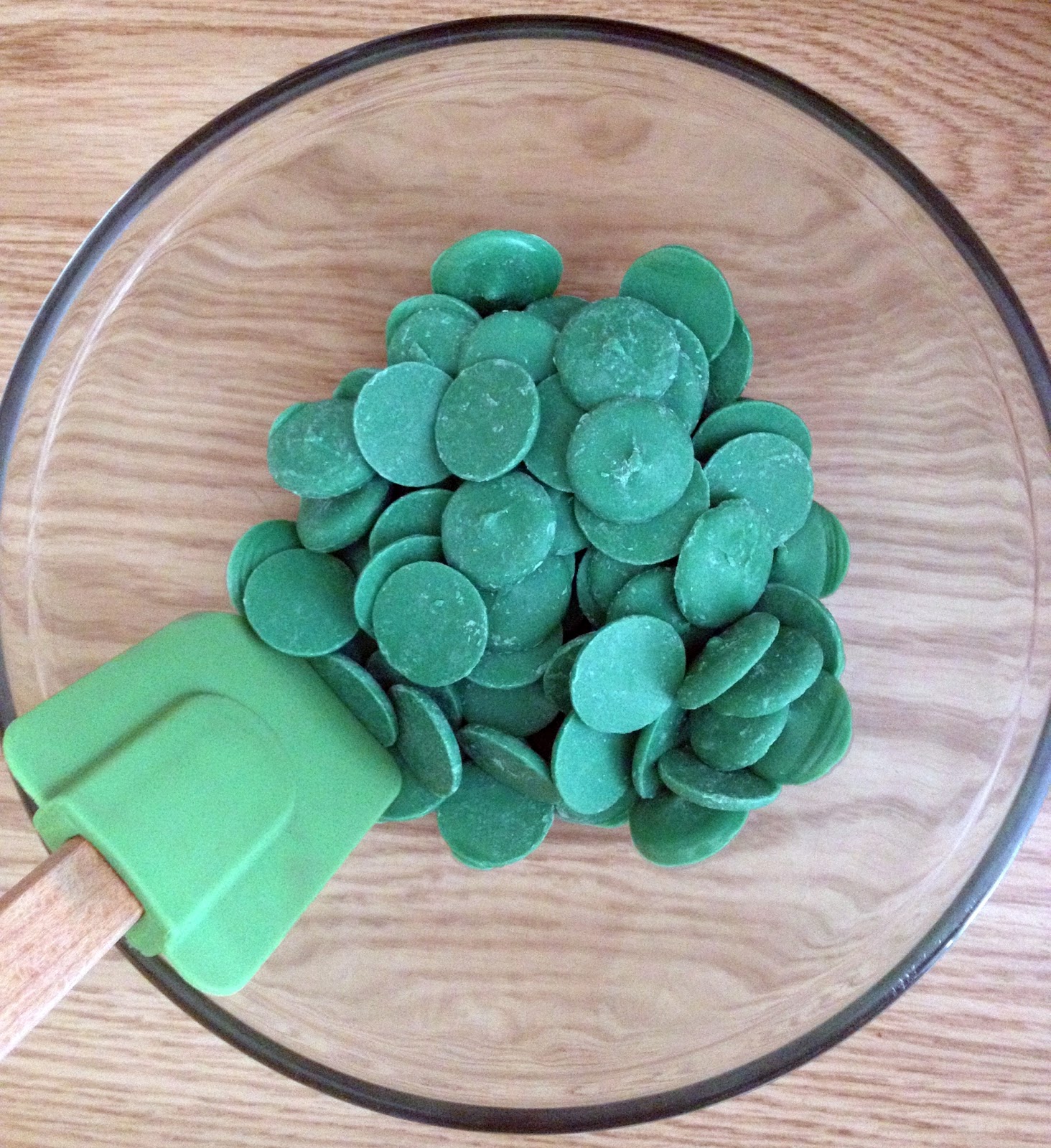 Shamrock Cake Pops! | Perfectly Katie Bear