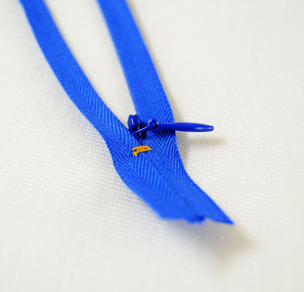 How to “block” a zipper from moving past a certain point? : r/sewing