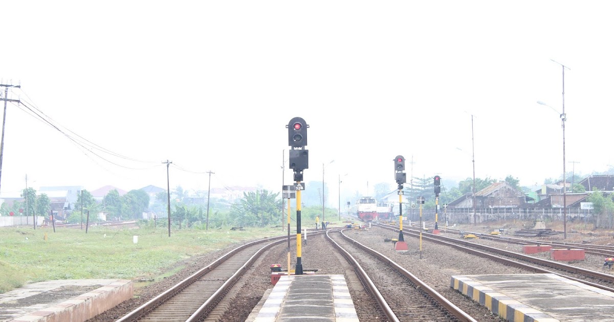 Persinyalan Elektrik pada Kereta Api - Spesifik Pada Peralatan Luar ...