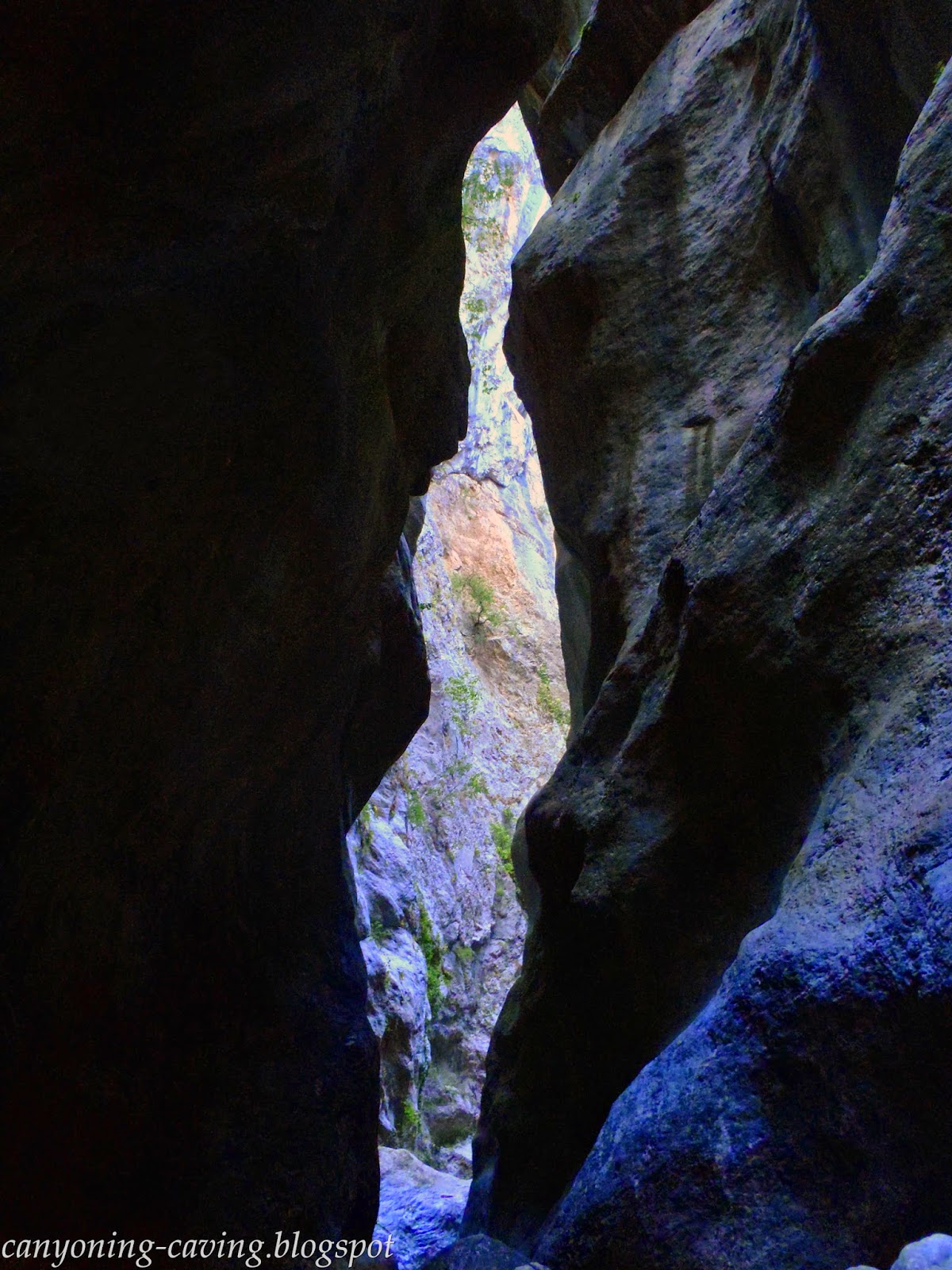 Canyoning - Caving: Φαράγγι Γοργοπόταμου (Δύρα), Οίτη