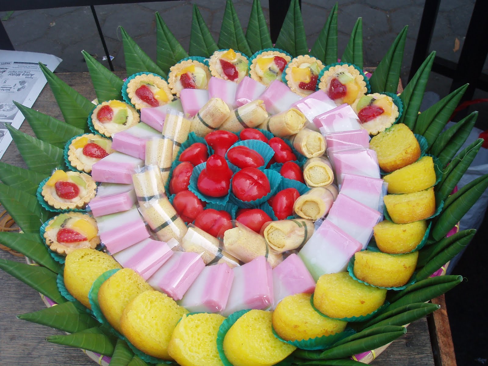 Kue basah Bandung: KUE TAMPAH