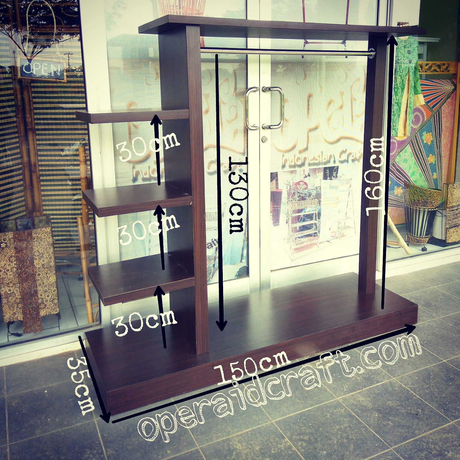 Waroeng Opera Indonesian Craft: Gawangan Batik