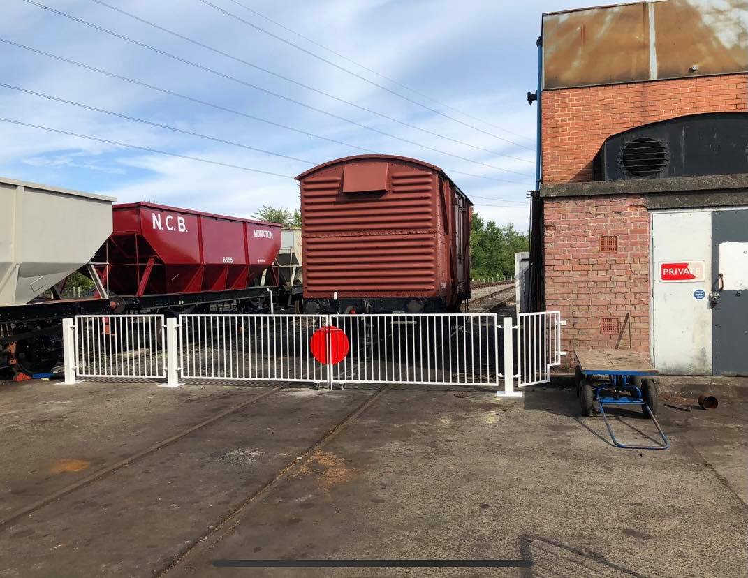 North Tyneside Steam Railway: New apron fencing