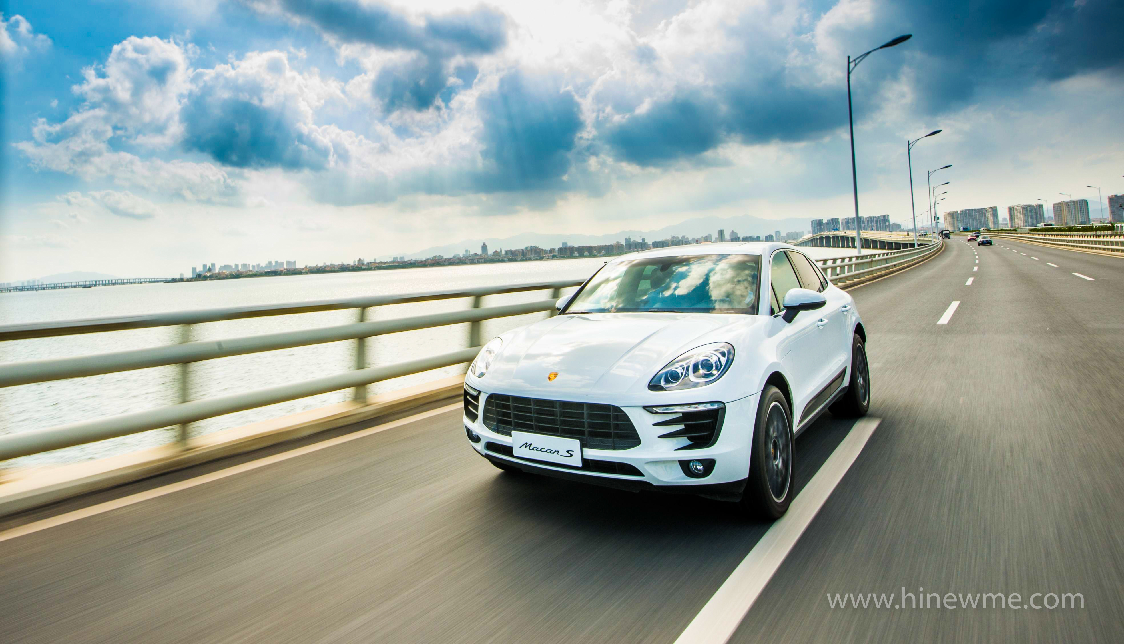 8 tips, How to take beautiful dynamic car photography pictures with a ...