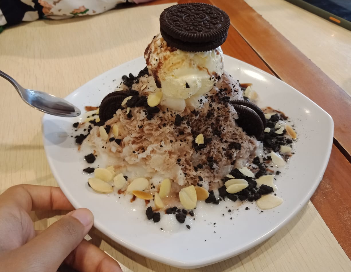 Makan Siang di Imperial Kitchen & Dimsum di Resinda Park Mall Karawang ...