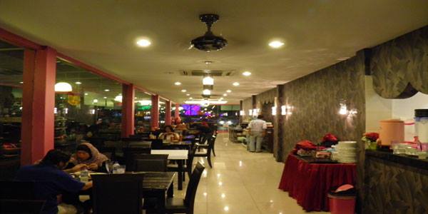 Menyusuri Bumi Allah: Nasi Arab @ Hadramout Paradise, Ipoh