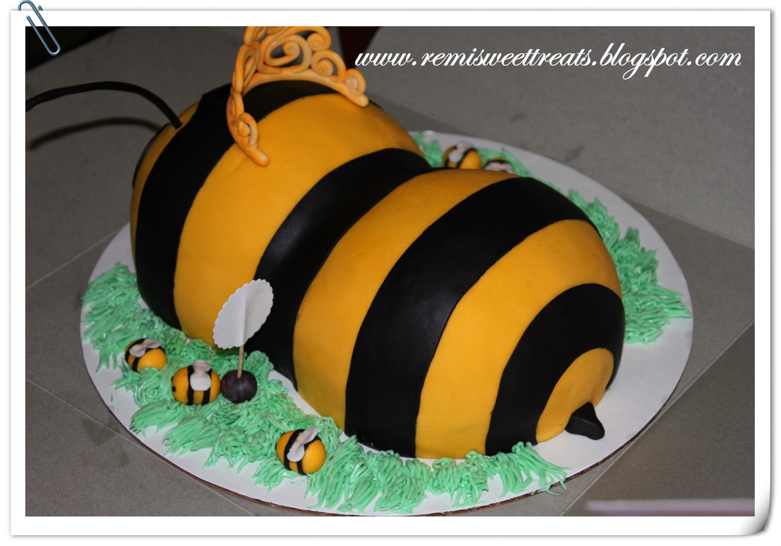 Remi's Sweet Treats: Bumble Bee Cake