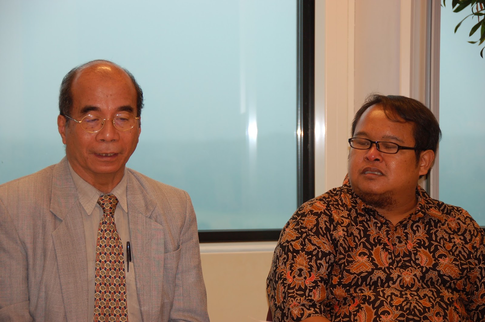 Relindonesia: A Radical Dialogical Self in Nijmegen: Indonesian Stories ...