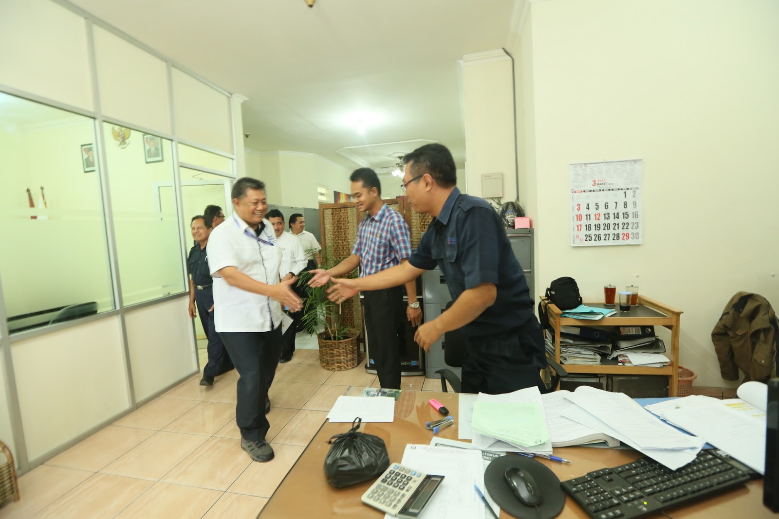 KONSUIL WILAYAH JAWA TENGAH DAN D.I. YOGYAKARTA: KUNJUNGAN GM PLN ... KONSUIL WILAYAH JAWA TENGAH DAN D.I. YOGYAKARTA: KUNJUNGAN GM PLN ...
