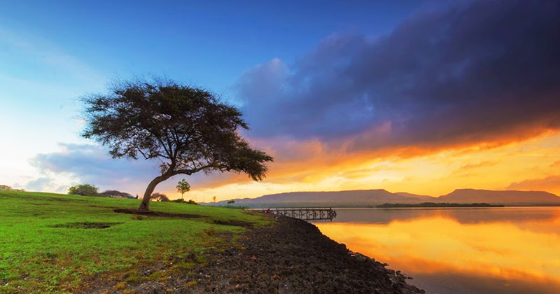 Karang Sewu Beach, beautiful Sunrise Beach in Gilimanuk Jembrana