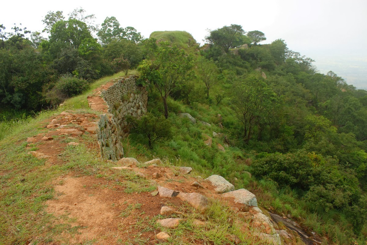 Journeys across Karnataka: Fort Makalidurga