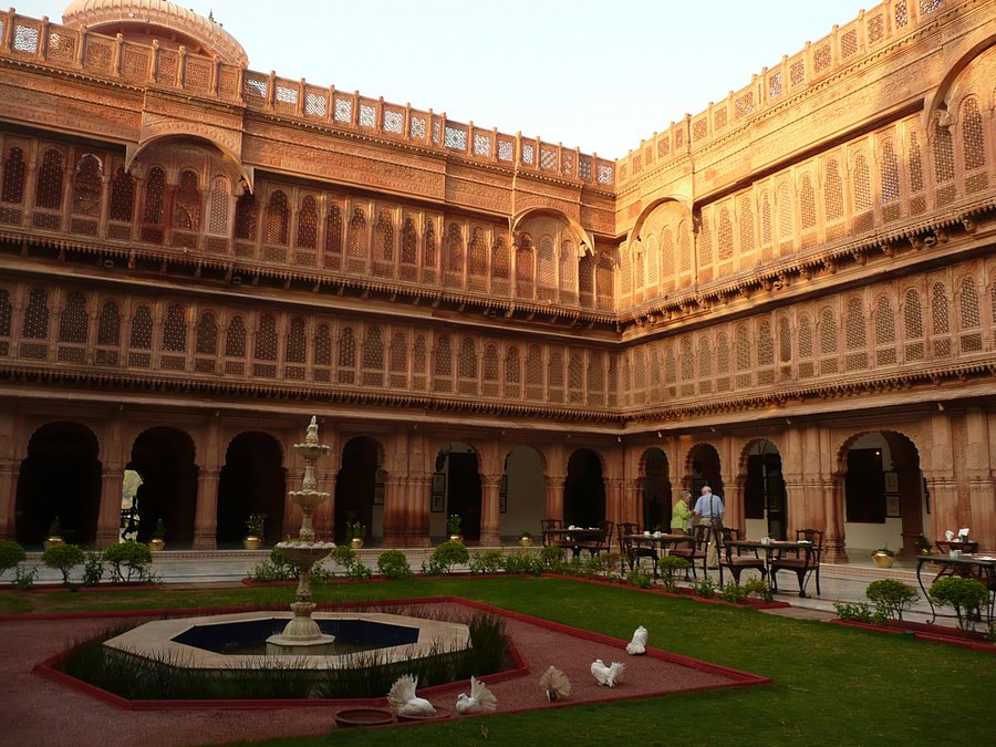 10 Royal Palaces In India That Are Dream Locations For Bollywood ...