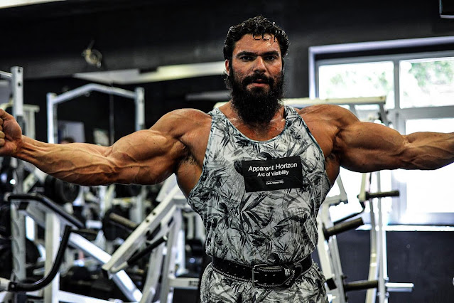 Muscle Lover: Serbian powerlifter and bodybuilder Sasa Lampas