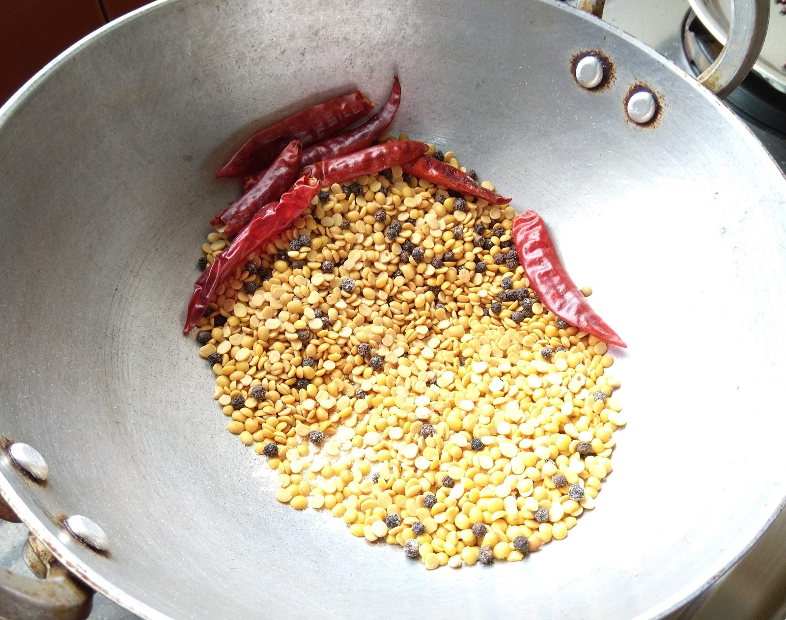 Swadisht Kitchen: Paruppu Podi