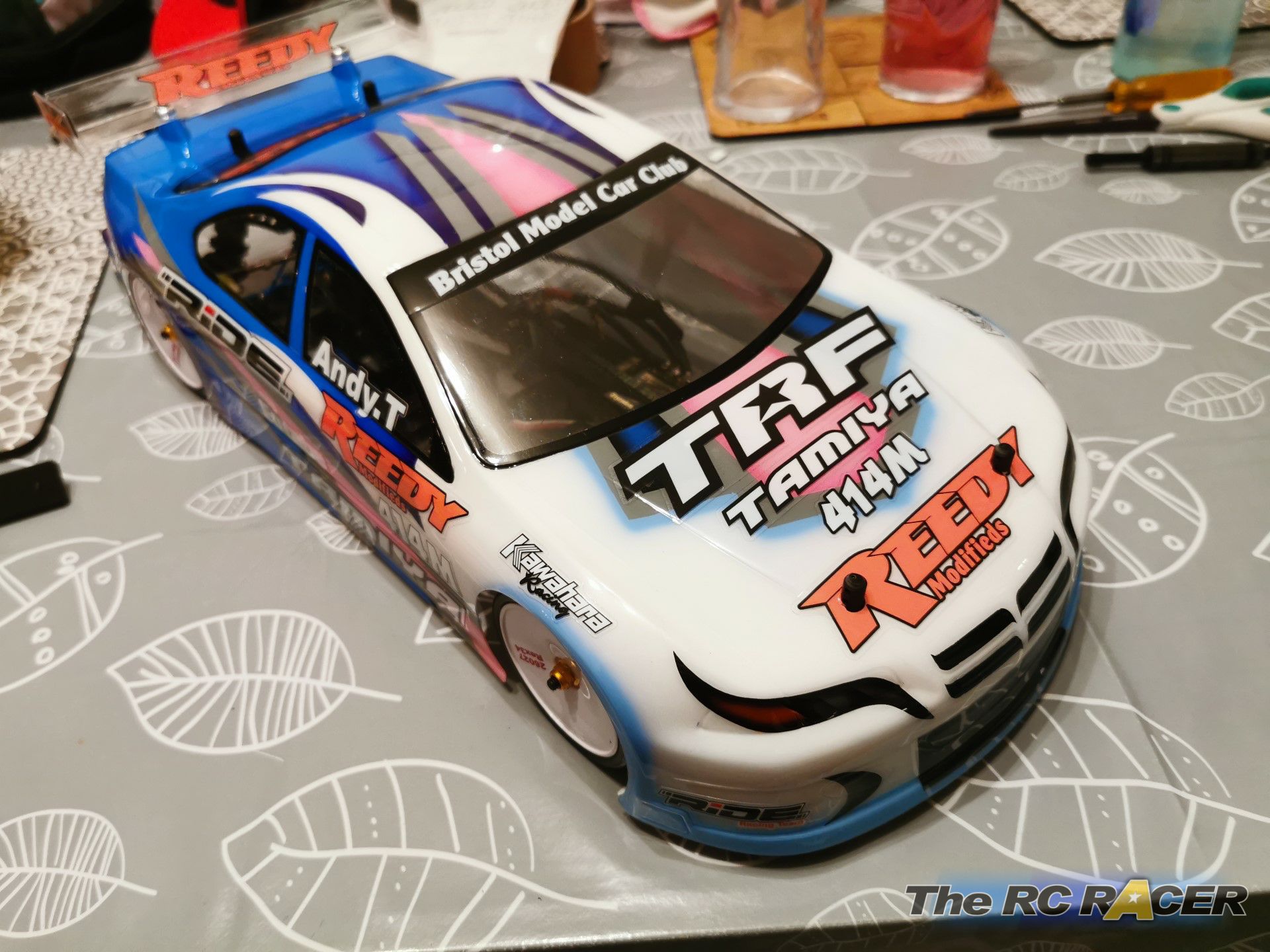 49255 Tamiya TRF414M World championship replica Build and Review Part 2 ...