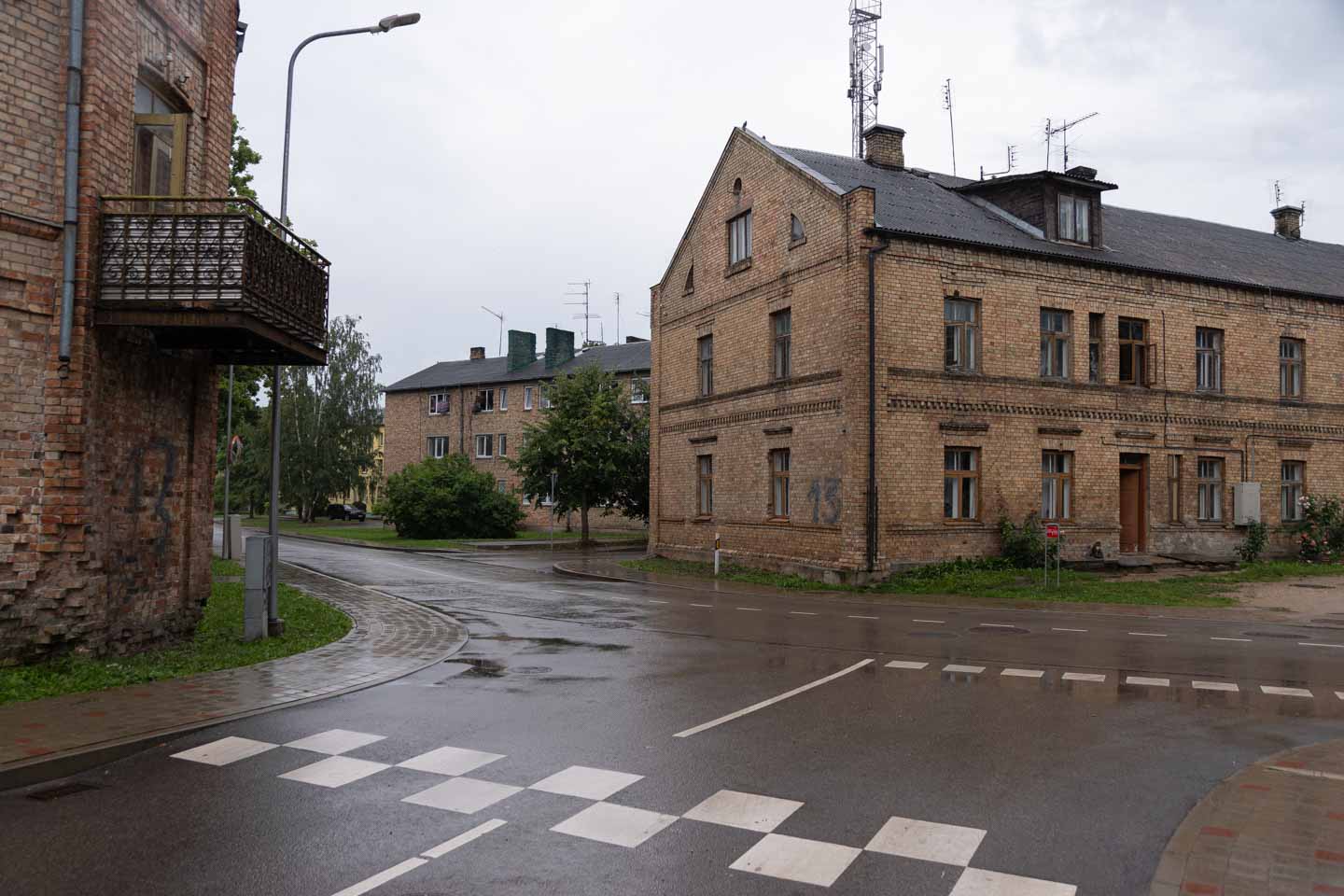 Auce – no dzelzceļa stacijas līdz pilsētai