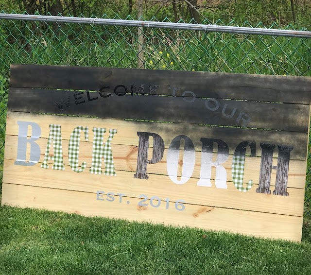 Cheap and Easy Outdoor Sign | Stacy Marks Designs