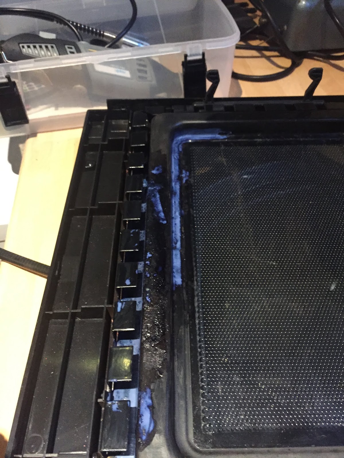 Repairing a Bosch microwave oven with a rusty door