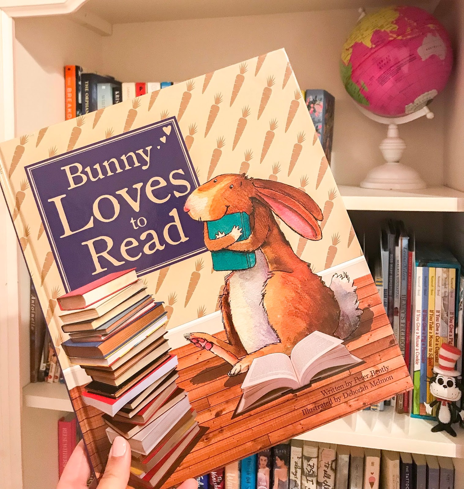 Juliana Grace Blog Space: 5 Picture Books About Reading and Books!