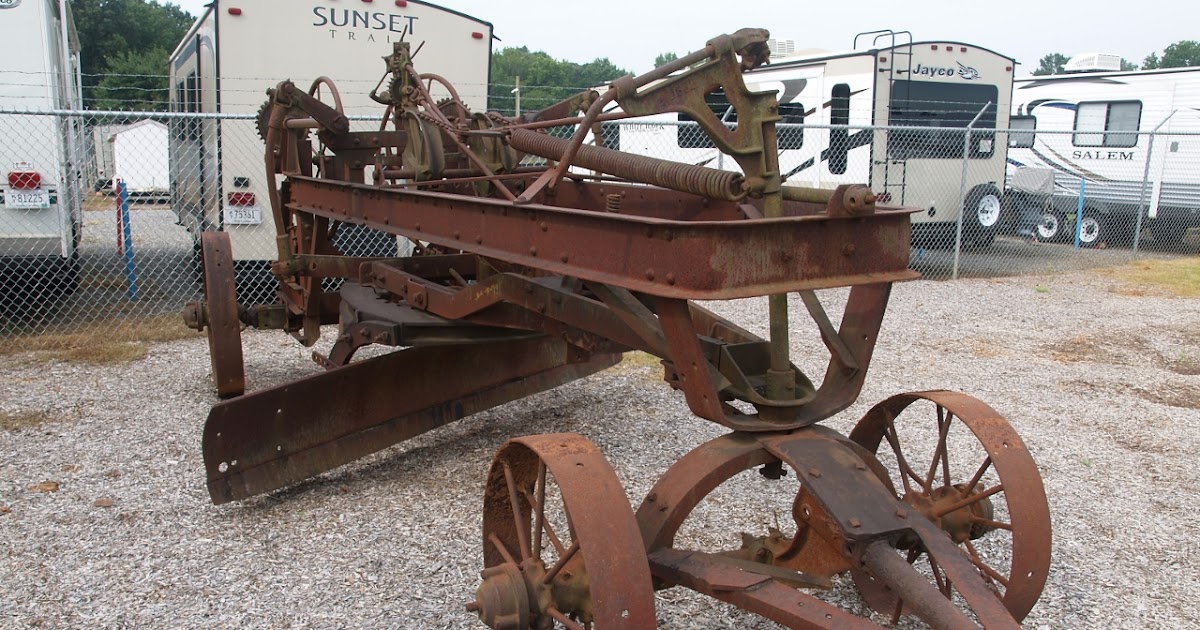 The Iron Mule: Russell Super Special Grader