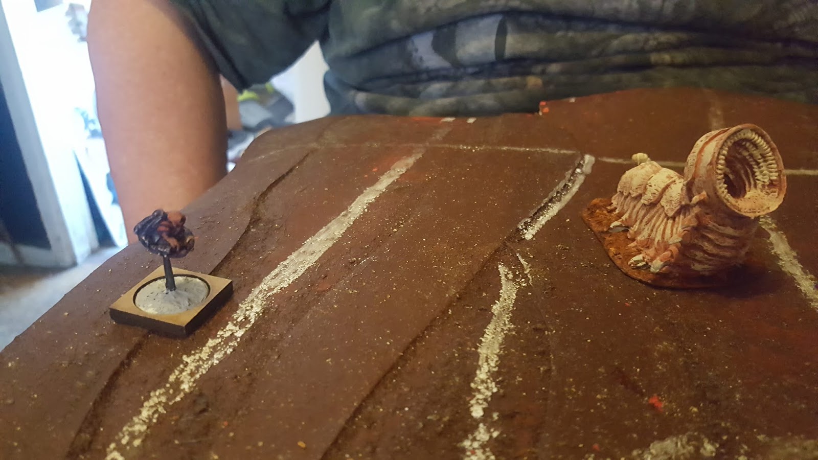 15mm Wargaming for Fun and Sanity: OAAH Dominar Rigel has Worm, will use.