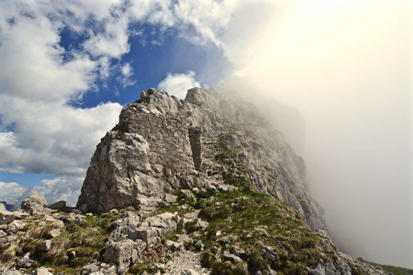 Roads to the Great War: Front Line on Mountaintops: The Krn-Batognica ...