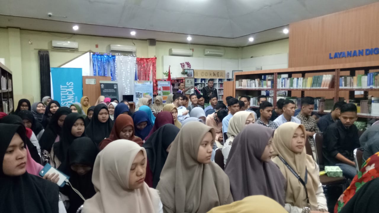 Raihan Sinaga - Digital Creator and Lifestyle Blogger Medan: Perpustakaan UMSU sukses mengadakan ...