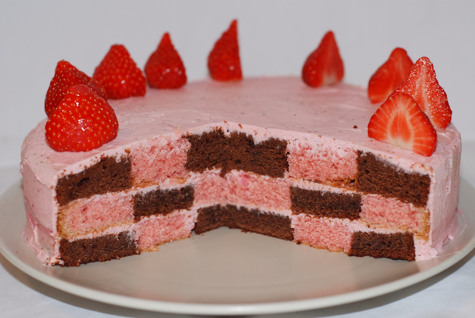 Bitter-Sweet Bakery: Strawberry and Chocolate Checkerboard Cake