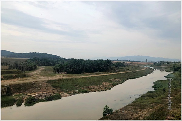 SUPERMENG MALAYA: ELMINA VALLEY - Rainbow Bridge