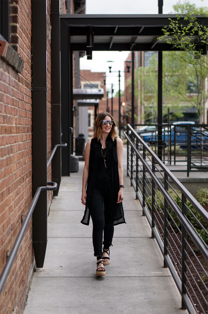 3 WAYS TO WEAR A LONG LINE SHIRT - Niki Whittle