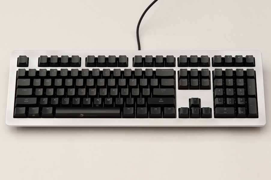 Mechanical Keyboard Tryout: Ducky Legend keyboard image gallery