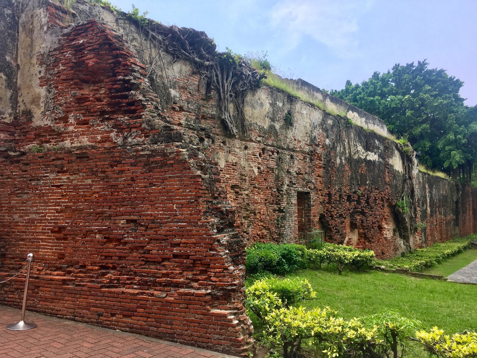 Tainan Travel: Visiting Anping ~ Fort Zeelandia and Eternal Golden ...