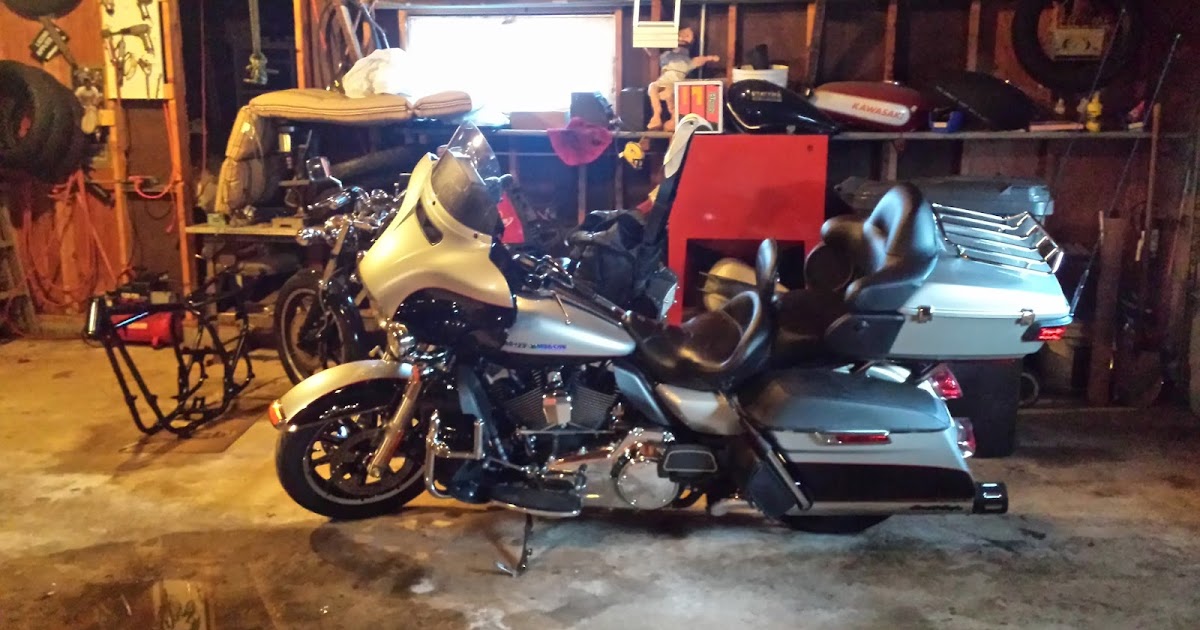 The greasy shop rag: Garage Pic